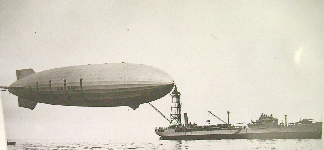 USS Akron Arrives | ZRS THE MOVIE